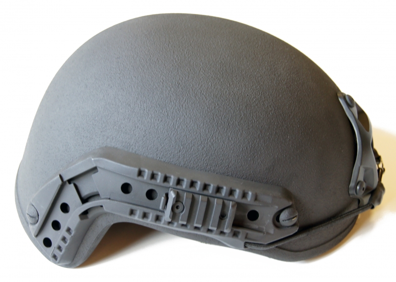 Waffen Naunin - MICH ACH Gefechtshelm mit Rails und NV-bracket 108